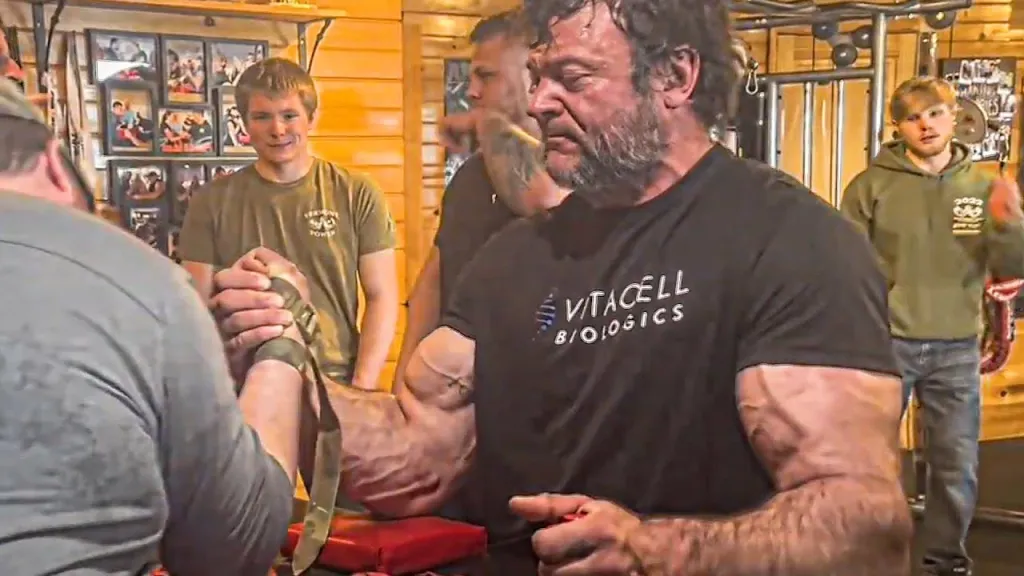 Devon Larratt Armwrestling Bio, Net Worth, Stats, And Technique - Grip ...